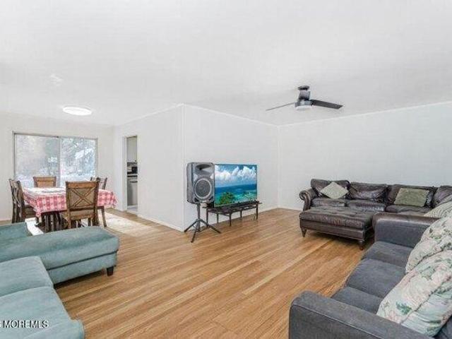 house with 4 bedroom, West Long Branch NJ DLS101656868