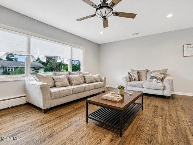 house with 4 bedroom, West Long Branch NJ ES104715579