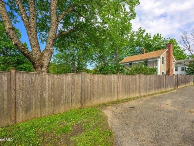 house with 4 bedroom, West Stockbridge MA DS102922301
