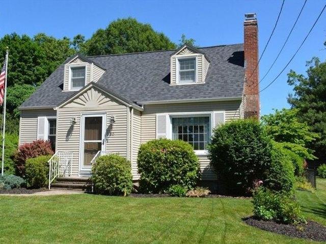 house with 4 bedroom, West Springfield MA DS104235097