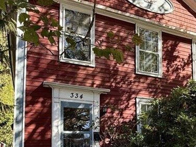 house with 4 bedroom, West Springfield MA DS102799786
