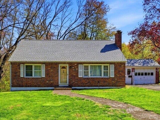 house with 4 bedroom, West Springfield MA DS102859480