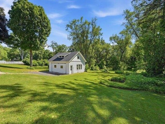 house with 4 bedroom, West Springfield MA ES104233599