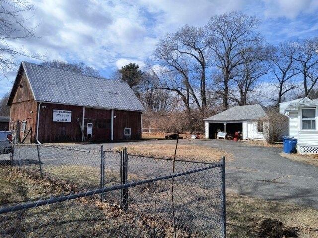 house with 4 bedroom, West Springfield MA ES103250134