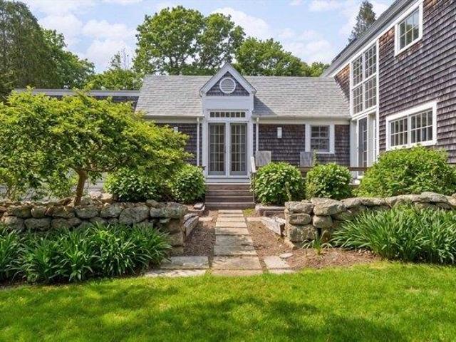 house with 4 bedroom, West Tisbury MA ES102960229