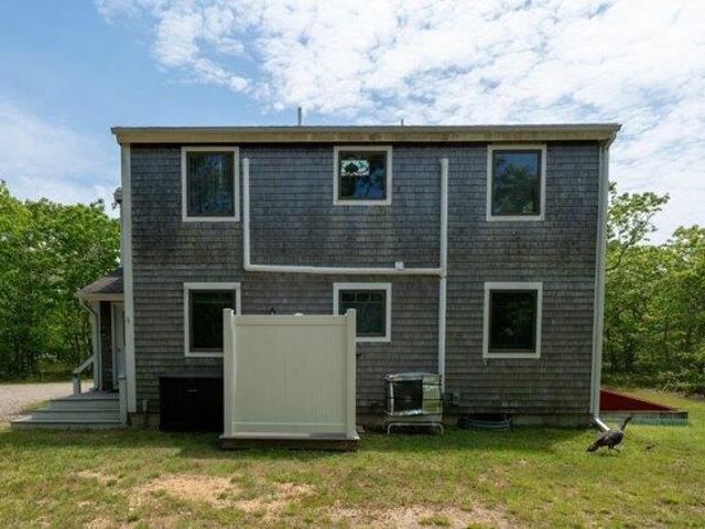 house with 4 bedroom, West Tisbury MA ES105113531