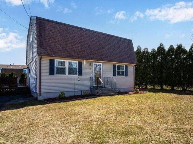 house with 4 bedroom, West Warwick RI DS101799970