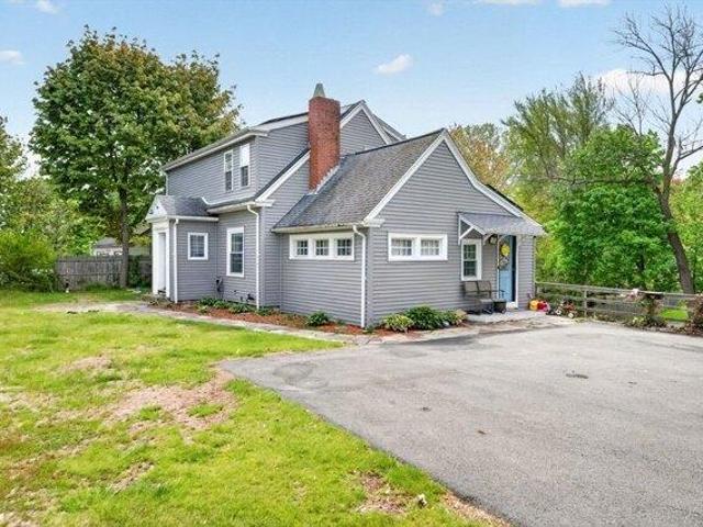 house with 4 bedroom, West Warwick RI DS102480031
