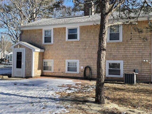 house with 4 bedroom, West Yarmouth MA DLS101601900