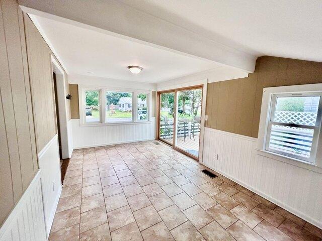 house with 4 bedroom, West Yarmouth MA ES104514258