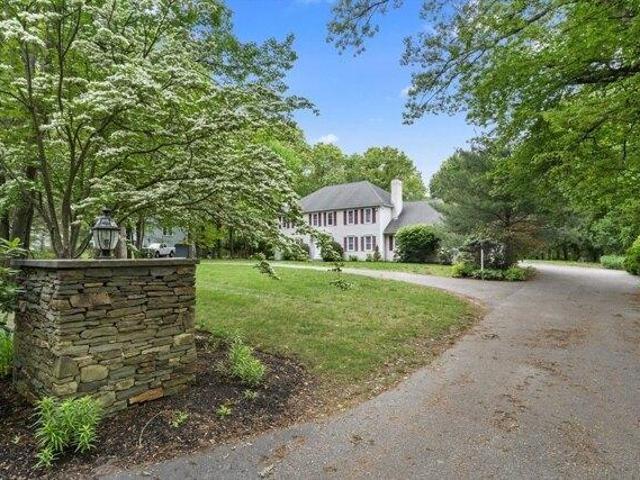 house with 4 bedroom, Westborough MA DS101896473