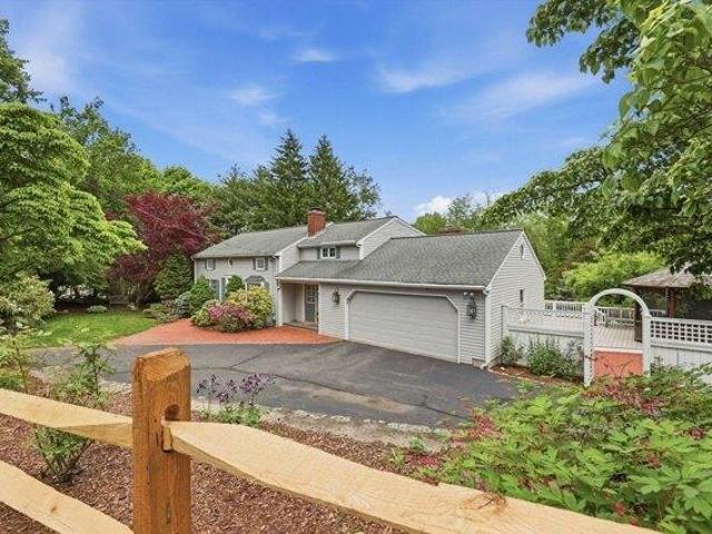 house with 4 bedroom, Westborough MA DS102726985