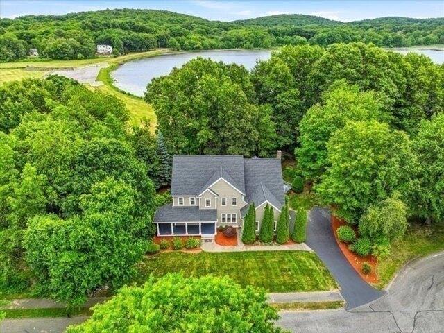 house with 4 bedroom, Westborough MA DS104351800