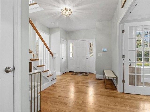 house with 4 bedroom, Westborough MA ES103017197