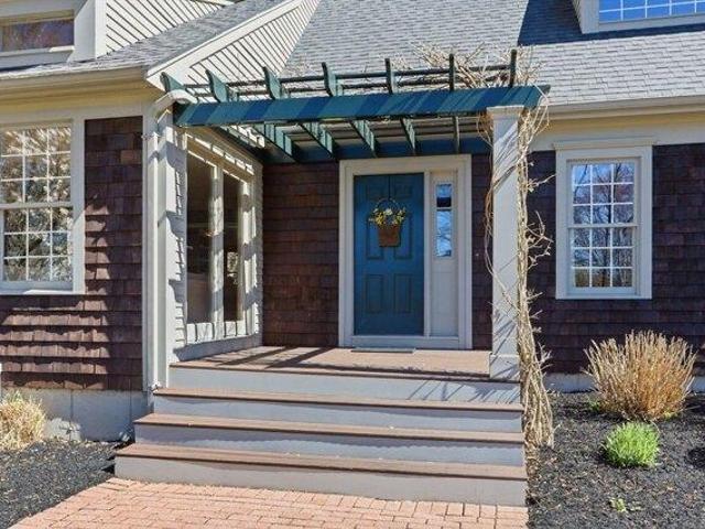 house with 4 bedroom, Westborough MA ES103808787