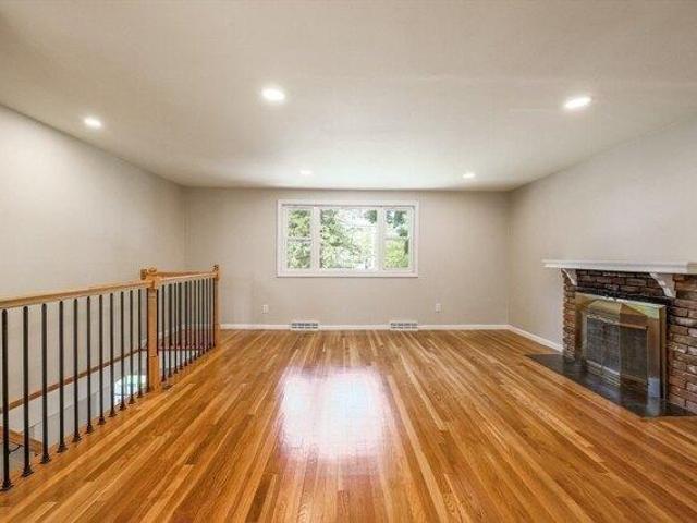 house with 4 bedroom, Westborough MA ES104788692