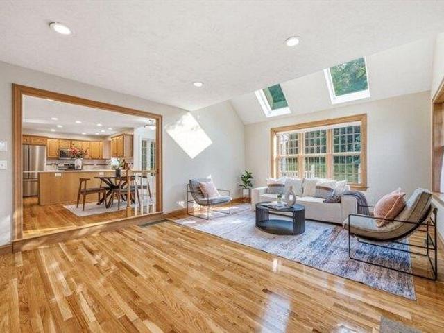 house with 4 bedroom, Westborough MA ES104808231
