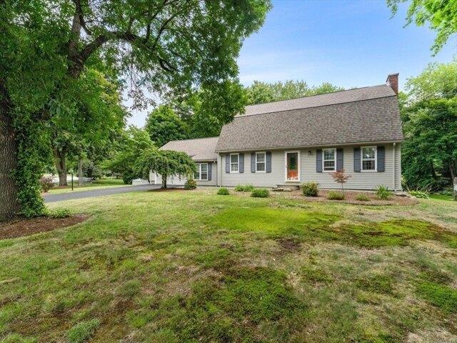 house with 4 bedroom, Westborough MA ES105060300
