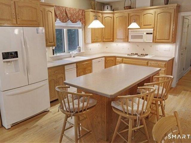 house with 4 bedroom, Westbrook CT ES105255531