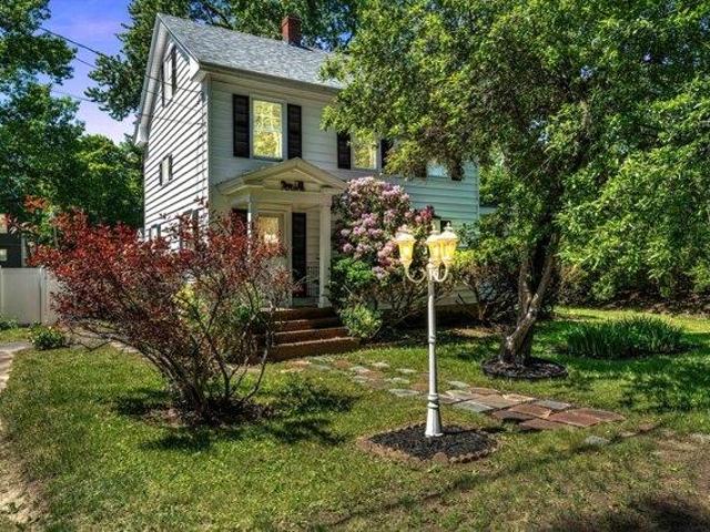 house with 4 bedroom, Westbrook ME DS103665520