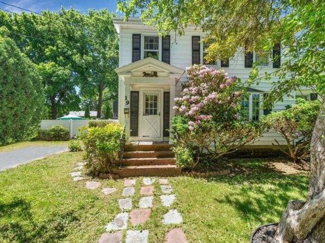 house with 4 bedroom, Westbrook ME ES104567199