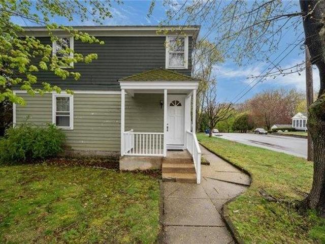 house with 4 bedroom, Westerly RI DS102412823