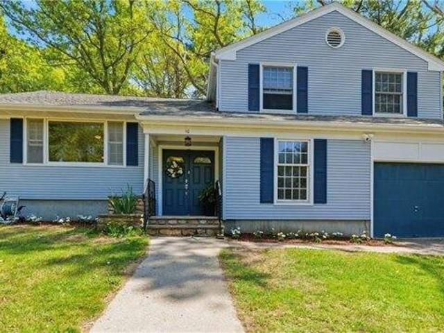 house with 4 bedroom, Westerly RI DS102708568