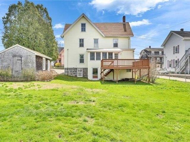 house with 4 bedroom, Westerly RI DS102959369