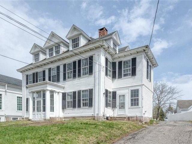 house with 4 bedroom, Westerly RI DS104148725