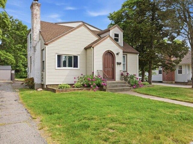 house with 4 bedroom, Westerly RI DS104445917