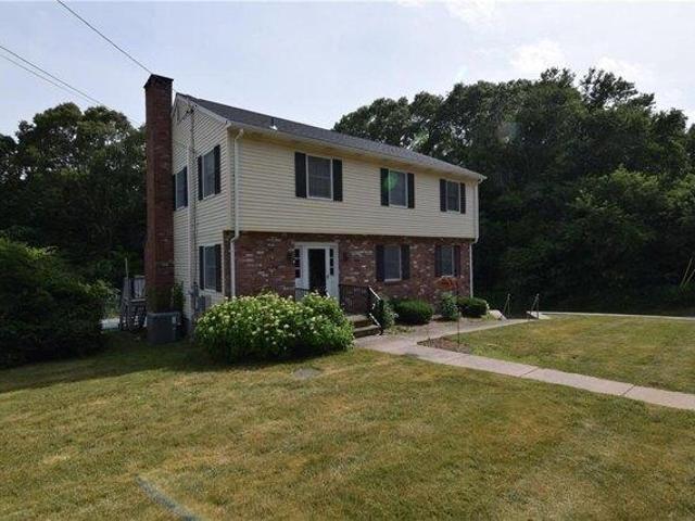 house with 4 bedroom, Westerly RI DS104406162