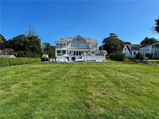 house with 4 bedroom, Westerly RI ES103158540
