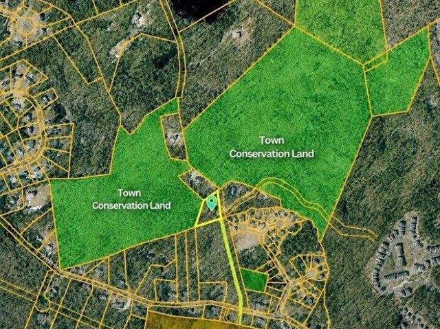 house with 4 bedroom, Westford MA DLS103124783