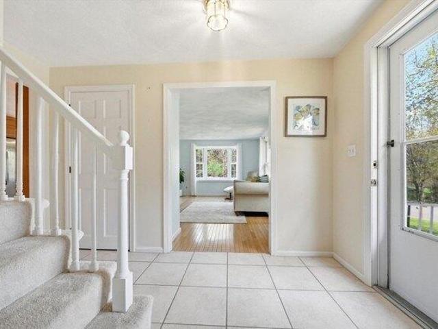 house with 4 bedroom, Westford MA DS102726395
