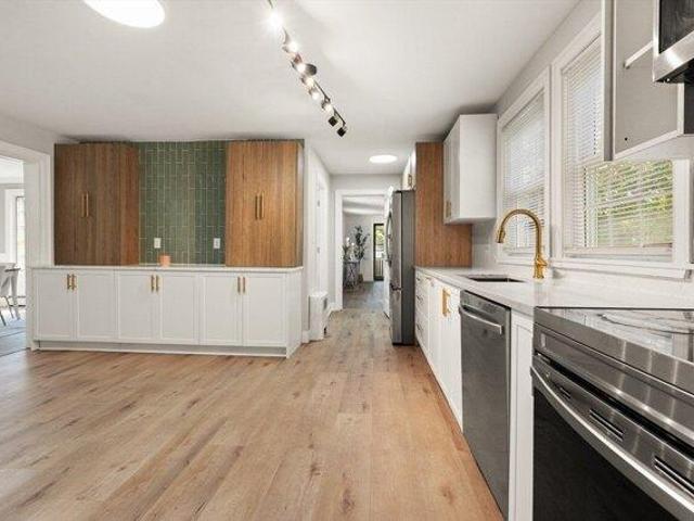 house with 4 bedroom, Westford MA DS102726668