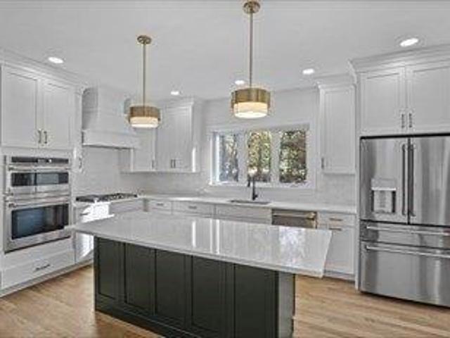 house with 4 bedroom, Westford MA DS103101577