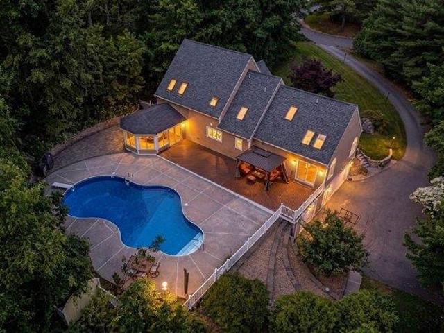 house with 4 bedroom, Westford MA DS104075375