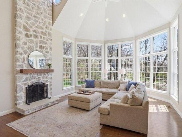 house with 4 bedroom, Westford MA ES103071346