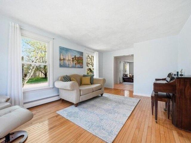 house with 4 bedroom, Westford MA ES103072235