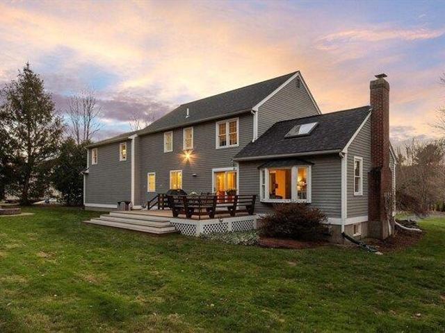 house with 4 bedroom, Westford MA ES103247715