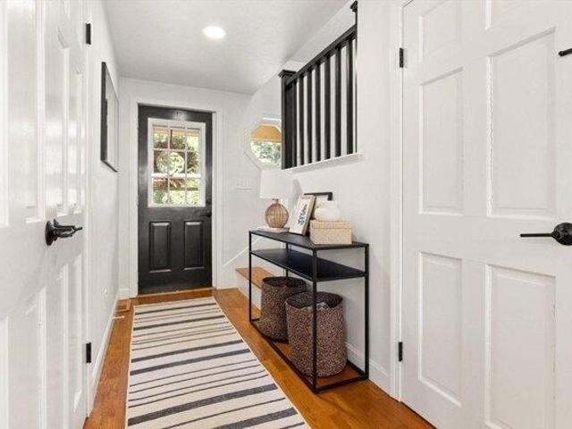 house with 4 bedroom, Westford MA ES103438295
