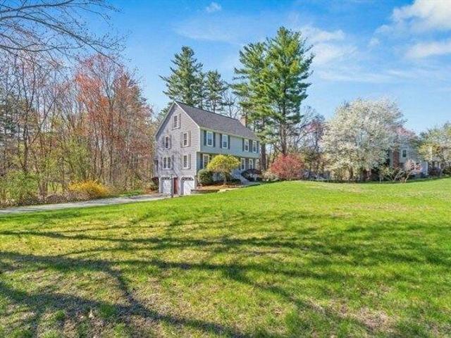 house with 4 bedroom, Westford MA ES104043475