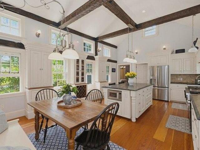 house with 4 bedroom, Westford MA ES104190551
