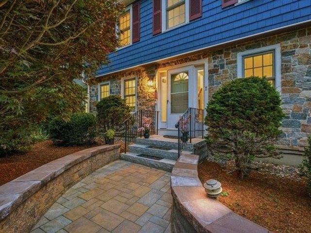house with 4 bedroom, Westford MA ES105106085