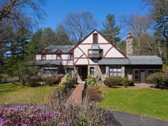 house with 4 bedroom, Westfield MA DS102478201