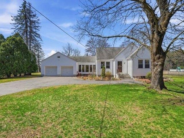 house with 4 bedroom, Westfield MA DS102372073