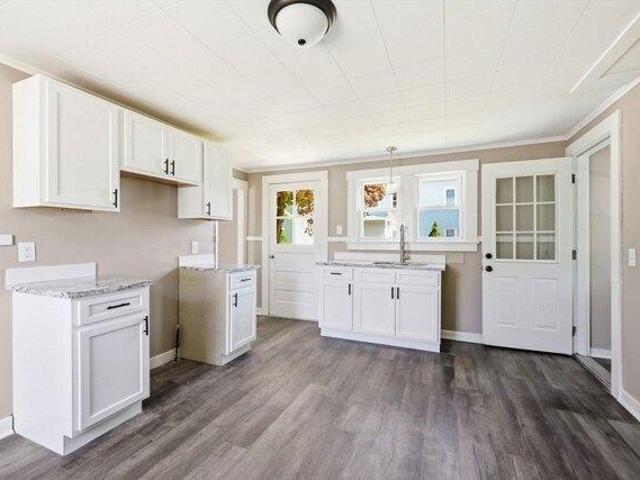 house with 4 bedroom, Westfield MA DS103034750