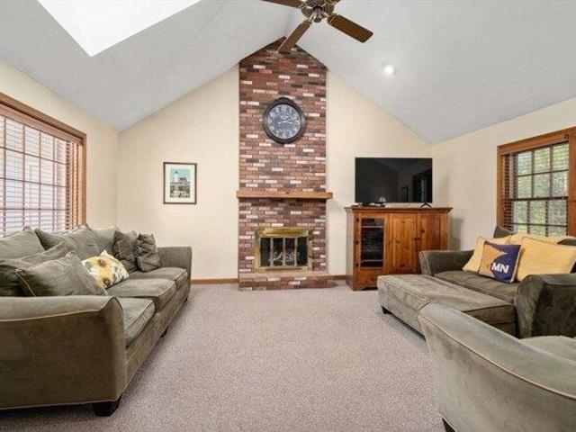 house with 4 bedroom, Westfield MA ES103588086