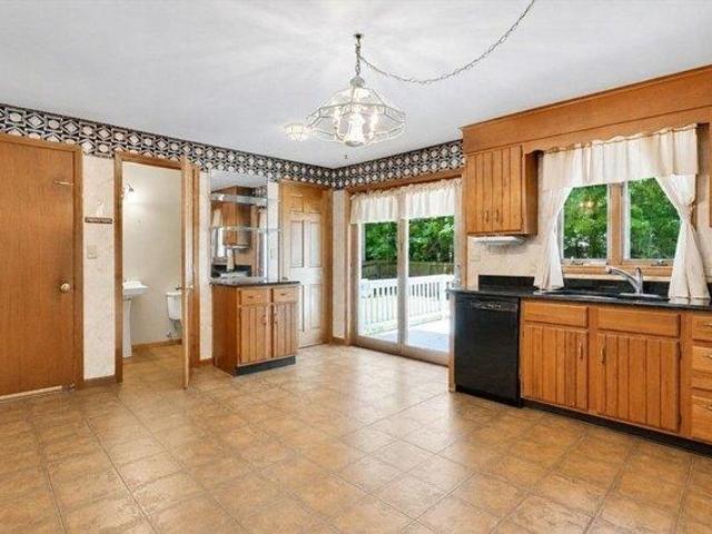 house with 4 bedroom, Westfield MA ES103664107