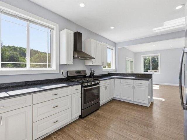 house with 4 bedroom, Westfield MA ES104835059